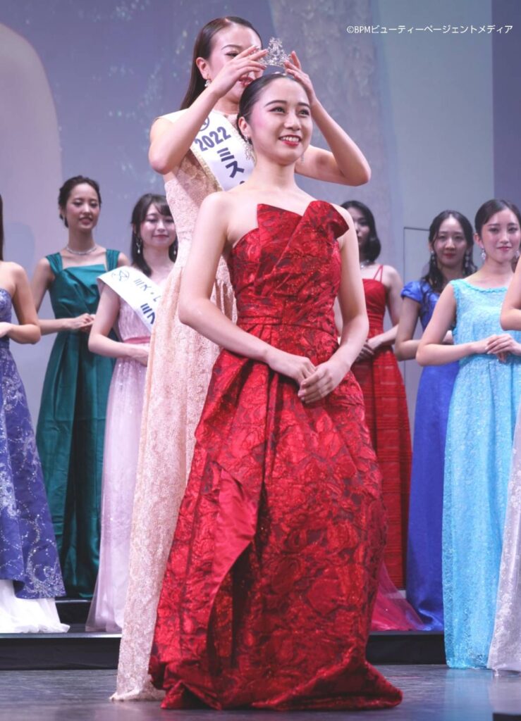 ミス・ワールド 2023 日本代表にバレエダンサーの根岸茉矢（ねぎし・まや）さんが輝く/大会後インタビューあり | ビューティーページェント ...
