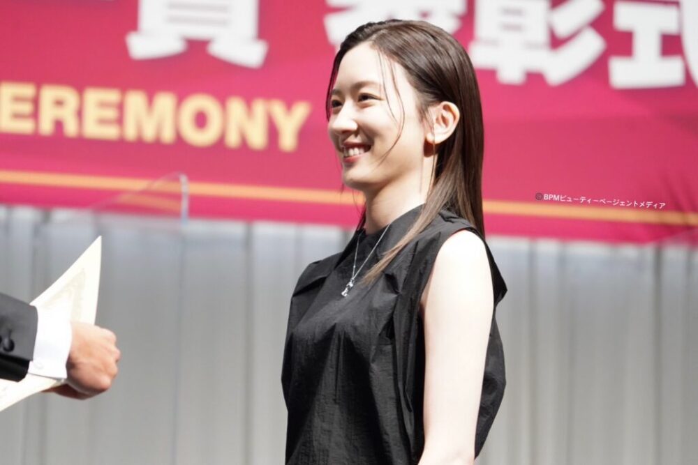 永野芽郁が20代で最も輝いている人、宝石の似合う人に選ばれる！ | ビューティーページェントメディア 永野芽郁が20代で最も輝いている人、宝石 ...